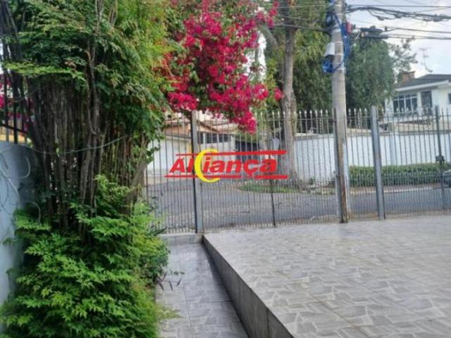 CASA TÉRREA A VENDA COM 3 QUARTOS, 144,00M² VILA ROSALIA GUARULHOS.GRU/SP