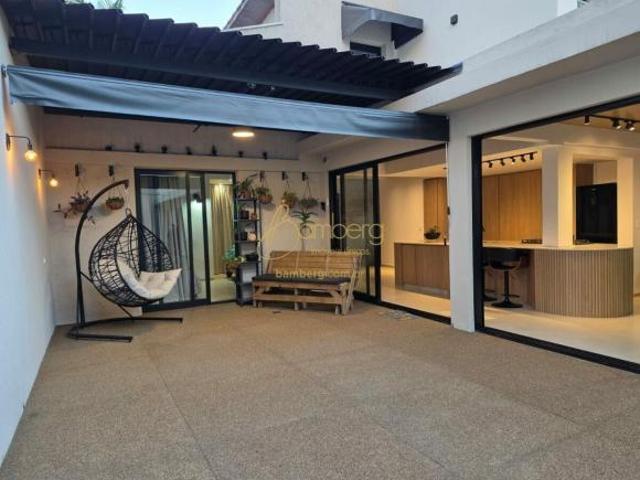 Casa térrea a venda com 3 quartos 2 vagas em rua fechada no jardim dos estados