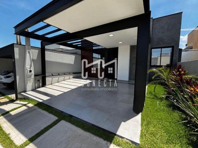 Casa Térrea á venda com 3 quartos, Condomínio Vila Paraty, Indaiatuba SP