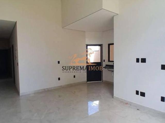 Casa térrea à venda com 3 quartos Condomínio Residencial Jardim