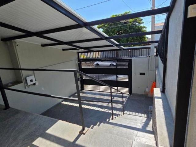 Casa térrea à venda com 3 quartos e edícula no bairro Jardim Nova Europa, em Campinas SP