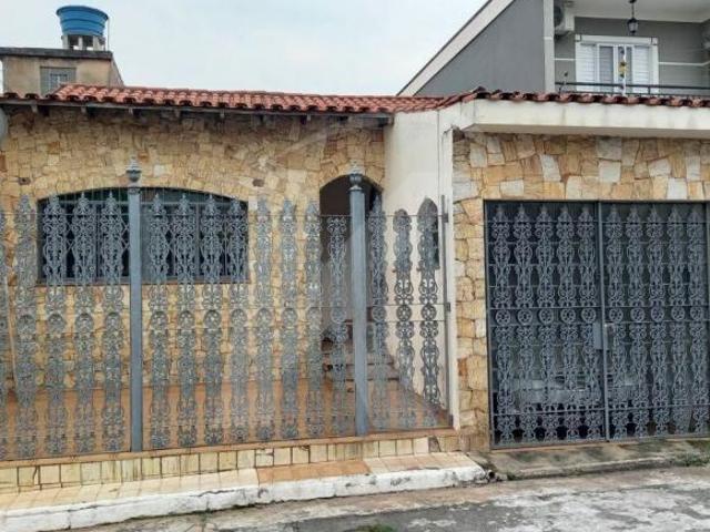 Casa Térrea á Venda com 3 quartos, edicula e terraço, Bairro: Vila Medeiros