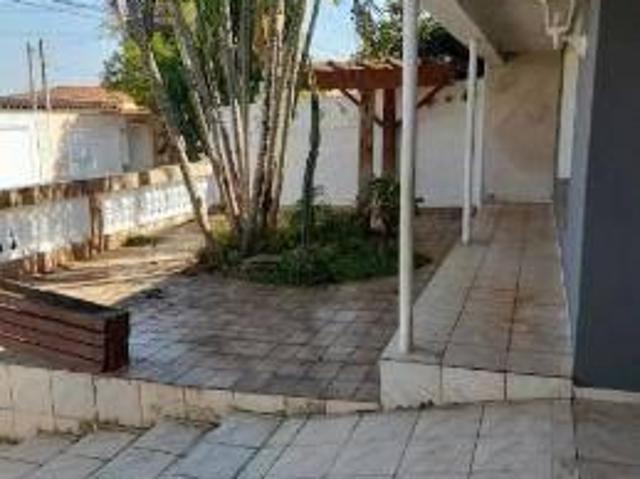 Casa térrea à venda com 3 quartos no bairro Chácara Machadinho II em Americana, SP