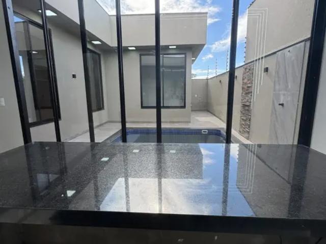 Casa Térrea à Venda com 3 quartos no SetSul 2