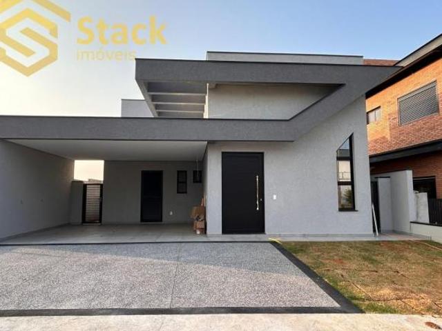CASA TÉRREA À VENDA COM 3 QUARTOS SENDO 1 SUÍTE NO CONDOMÍNIO GRAN VILLE SÃO VENÂNCIO ITUPEVA/SP!