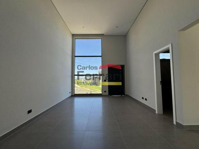 Casa térrea à venda com 3 suítes e 4 vagas no Reserva São Nicolau