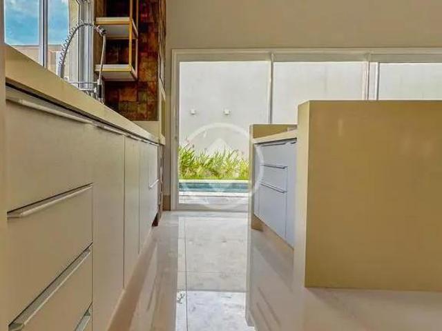 Casa térrea à venda com 3 suites no condominio Florais do Valle, Cuiabá MT R$2.900.000,00
