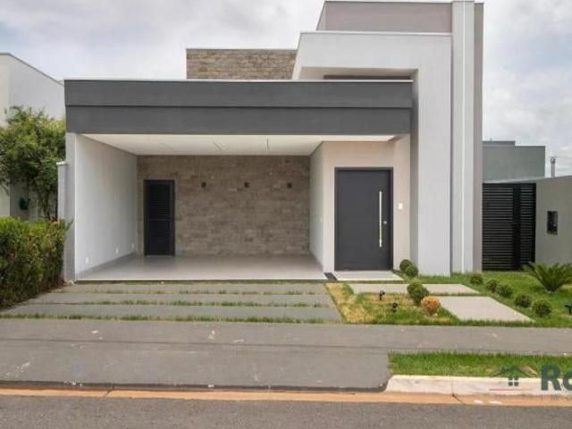 Casa Térrea à Venda com 3 Suítes no Condomínio Primor das Torres, Cuiabá