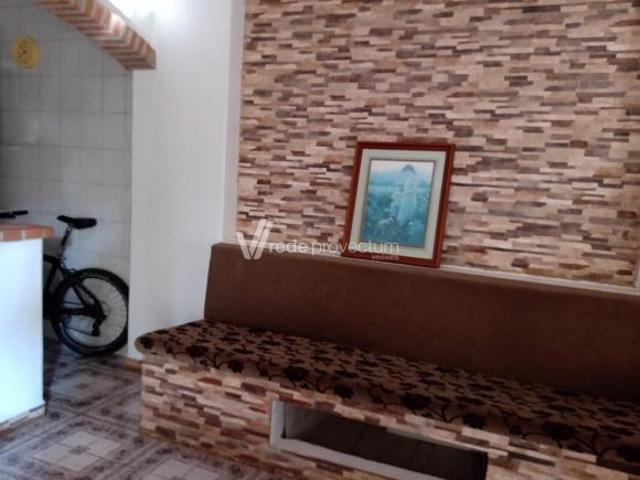 Casa térrea à venda com edícula Barão Geraldo