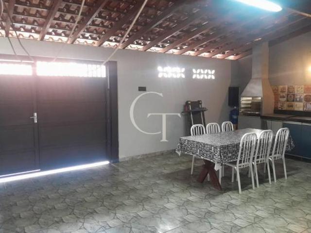 Casa Térrea à Venda com Espaço Gourmet no Santa Marta em Salto SP