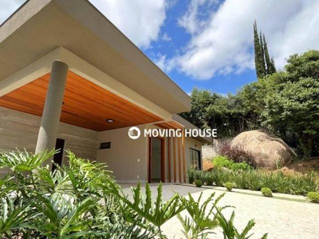 Casa Térrea à Venda Condomínio Clube de Campos Valinhos Valinhos/SP