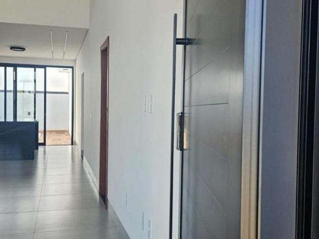 Casa Térrea à Venda – Condomínio Ibiti Reserva | 3 Suítes | Piscina | 4 Vagas
