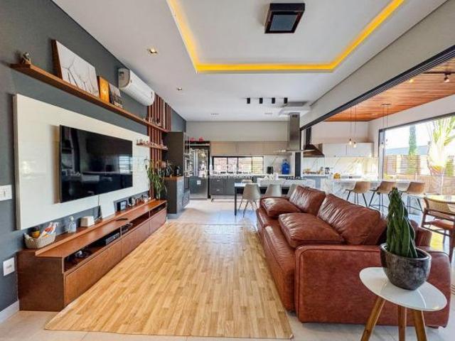 Casa Térrea á venda de esquina, Condomínio Maria José, Indaiatuba SP