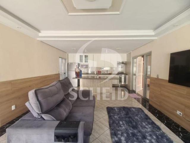 Casa térrea a venda de 100,00m² útil, com 3 quartos e 4 vagas na Vila Santa Catarina !