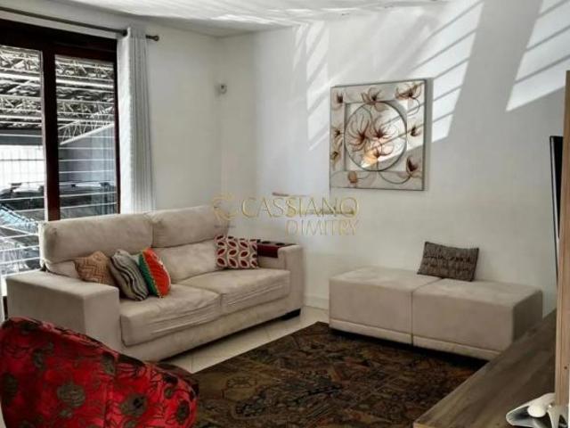 Casa térrea à venda de 118m² | 03 dormitórios sendo 01 suíte e 04 vagas de garagem | Bosque dos Euca