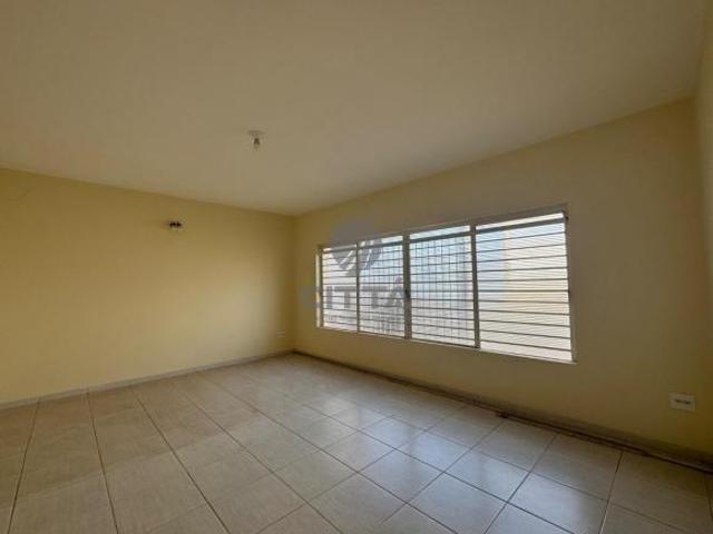Casa térrea à venda de 3 quartos no bairro Nova Europa em Campinas/SP