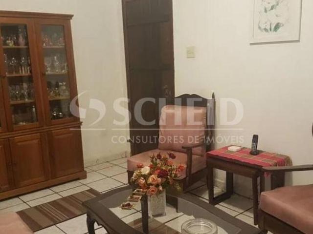 Casa térrea à venda de 400,00m² útil no Planalto Paulista com 3 quartos e 10 vagas