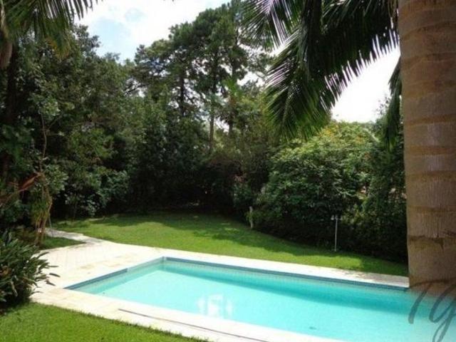 Casa Térrea à Venda e Locação no Morumbi Projeto de Rino Levy