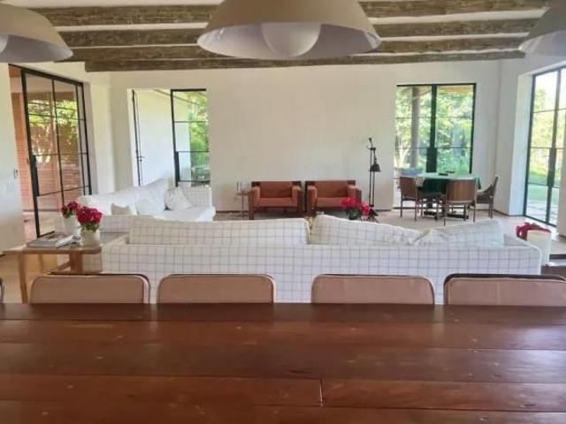 Casa térrea à venda e locação no Condomínio Fazenda Boa Vista em Porto Feliz SP