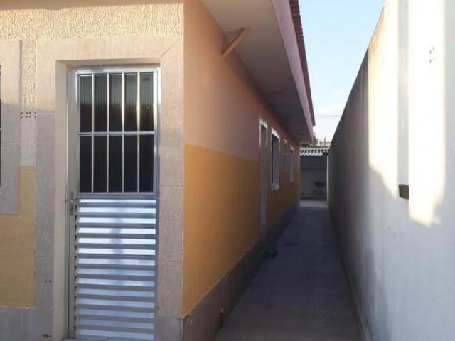 Casa Térrea a venda em Mogi das Cruzes bairro Santos Dumont lll 2 dorms!