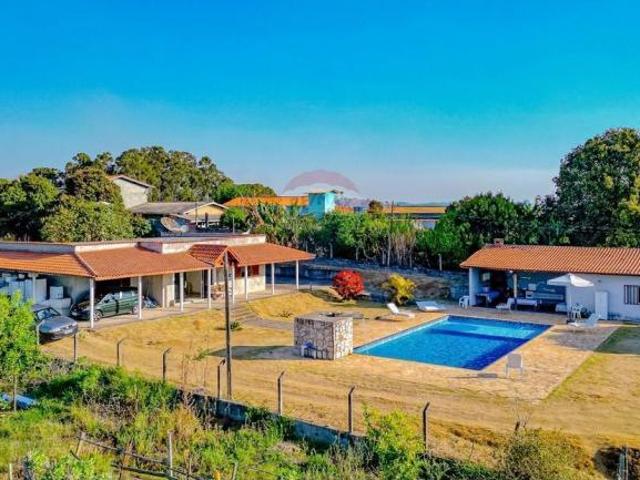 Casa térrea a venda em Atibaia/SP com 3080m² de terreno Bairro Rio Abaixo