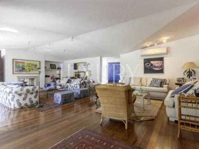 Casa Térrea a Venda em Alto de Pinheiros – Luxo Natureza e Conforto em um Só Lugar