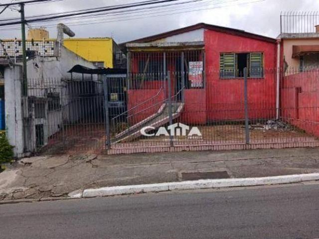 Casa térrea à venda em Artur Alvim na Av. Águia de Haia