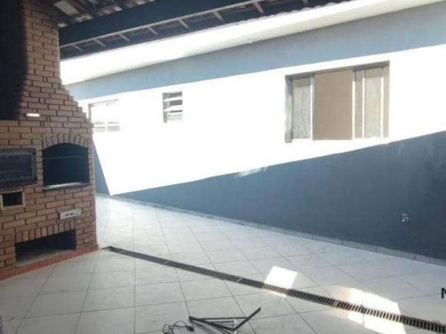CASA TERREA A VENDA EM ARUJA, CONFIRA!