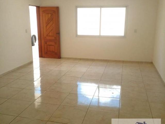 Casa Térrea à Venda em Bela Vista Jundiaí, 3 Dorms, 2 Suítes, 174m²