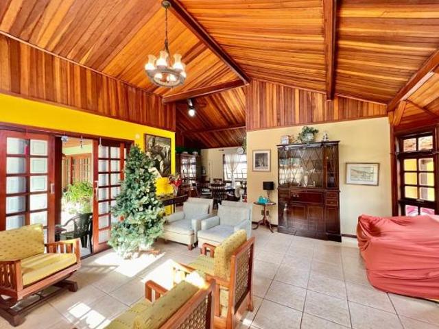 Casa Térrea à Venda em Condomínio – Conforto, Espaço e Qualidade de Vida