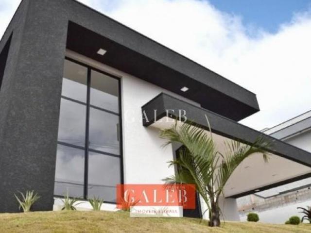 Casa térrea à venda, em condomínio de Atibaia, 800m² de terreno e 240m² construído