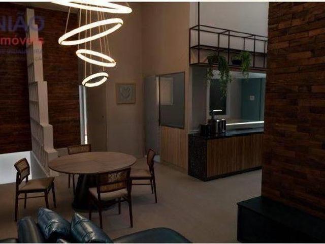 CASA TERREA A VENDA EM CONDOMÍNIO EM