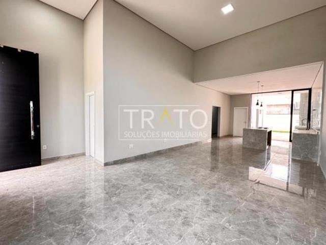 Casa térrea à venda, em condomínio fechado, Campos do Conde