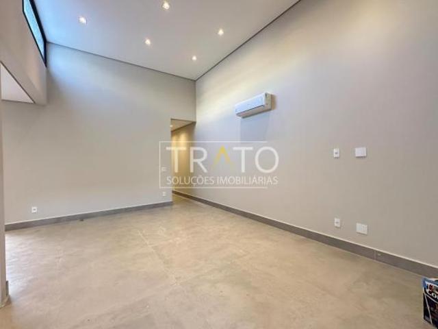 Casa térrea à venda em Condomínio fechado, Residencial Club Portinari