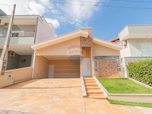 Casa térrea à Venda em Condomínio Madre Maria Villac Valinhos/SP por R$ 1.420.000,00