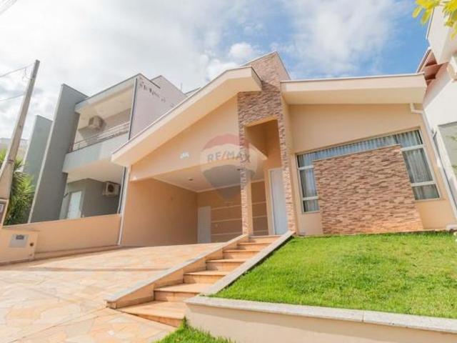 Casa térrea à Venda em Condomínio Madre Maria Villac Valinhos/SP por R$ 1.420.000,00