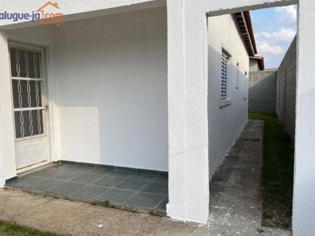 Casa térrea à Venda em Condomínio no Parque Novo Horizonte com 2 quartos e 60m²