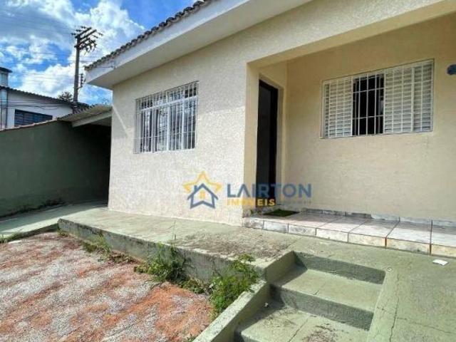 Casa Térrea à Venda em Excelente Localização, em Atibaia