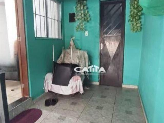 Casa térrea à venda em Itaquera, 03 quartos e 02 vagas