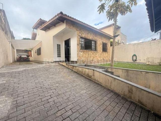 Casa térrea à venda em Interlagos Zona Sul
