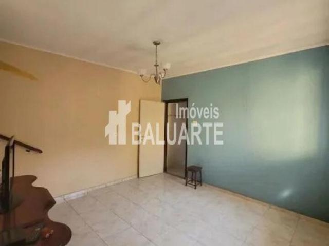 CASA TÉRREA A VENDA EM JABAQUARA
