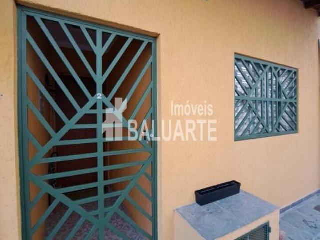 CASA TÉRREA A VENDA EM LAPA