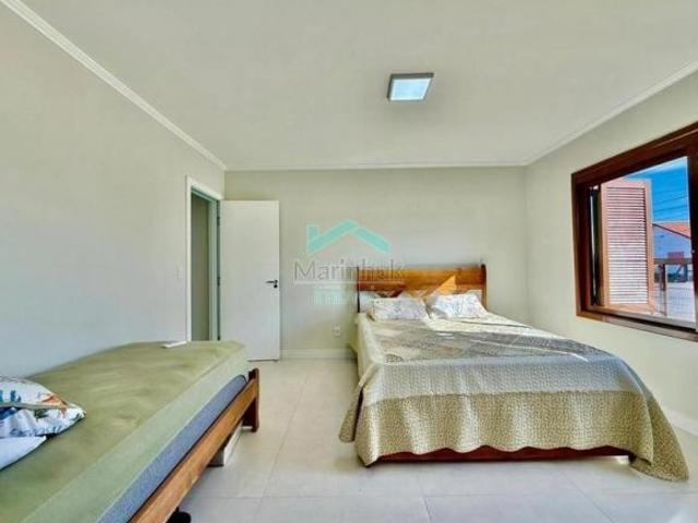 Casa térrea a venda em Rainha do Mar