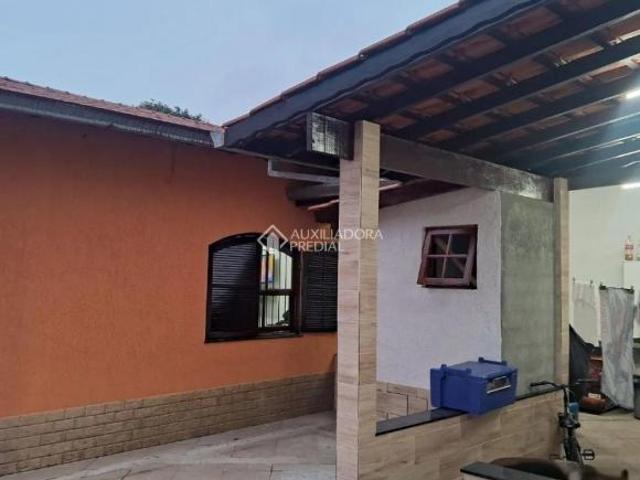 Casa Térrea a venda em Suzano 3 quartos