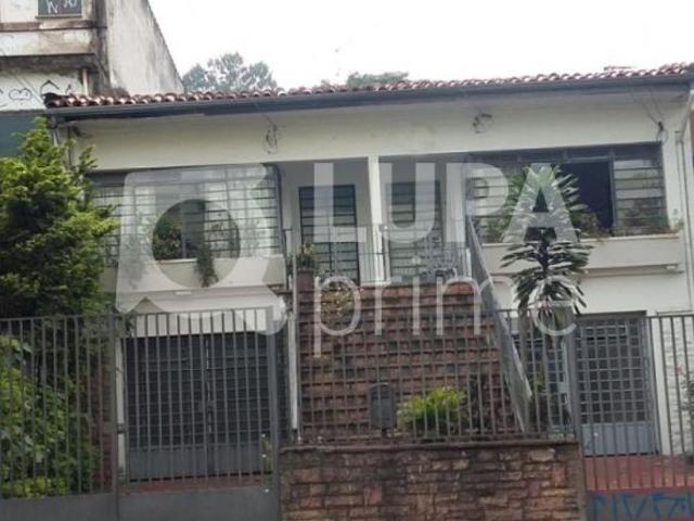 Casa térrea à venda em Santana!