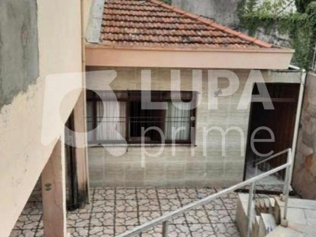 Casa Térrea à venda em Santana!