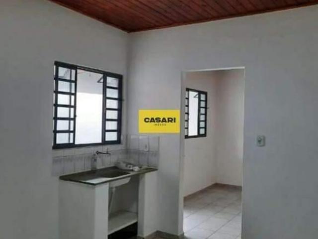 Casa terrea a venda em Santo Andre com quatro quartos e tres vagas de garagem