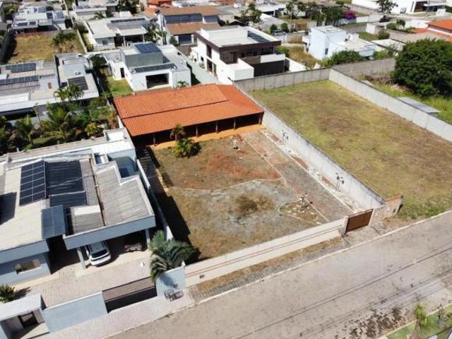 CASA TÉRREA À VENDA EM TERRENO COM 705M² | PRIVÊ MORADA SUL ETAPA C