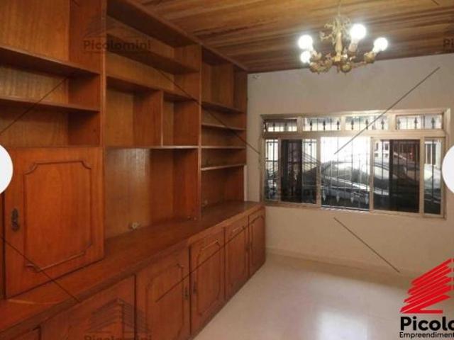 Casa térrea a venda em terreno plano de 246 m², no Jardim Vila Formosa, Travessa da Av João XXIII, i
