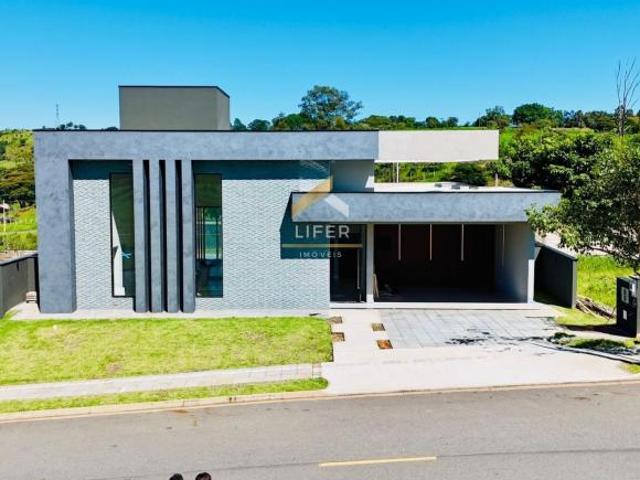 CASA TÉRREA À VENDA EM VALINHOS